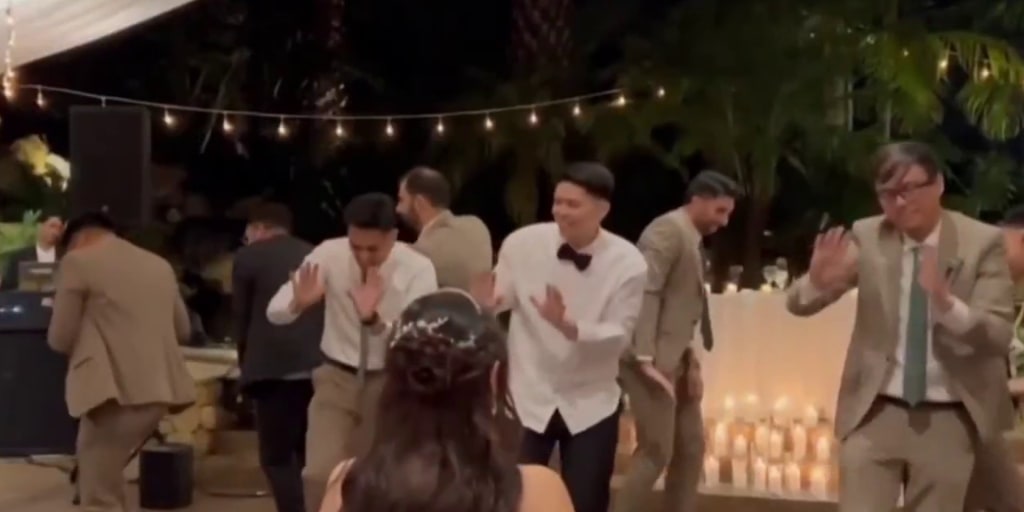Best wedding dance groomsmen | Beachweddingtips.com