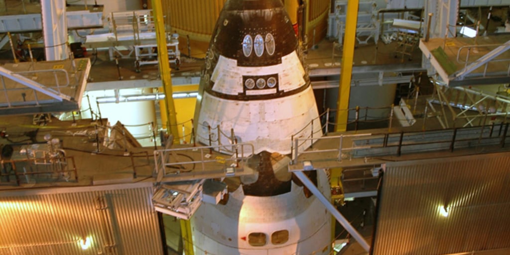 space shuttle moving platform