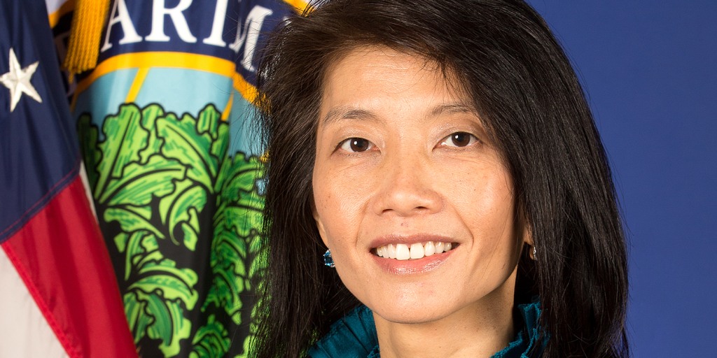 Holly Ham's Instagram, Twitter & Facebook on IDCrawl