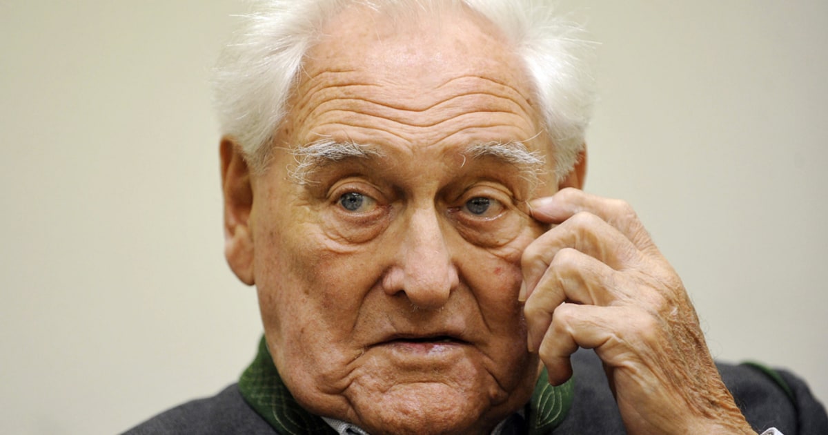 Prosecutor: Lock up ex-Nazi officer, 90, for life