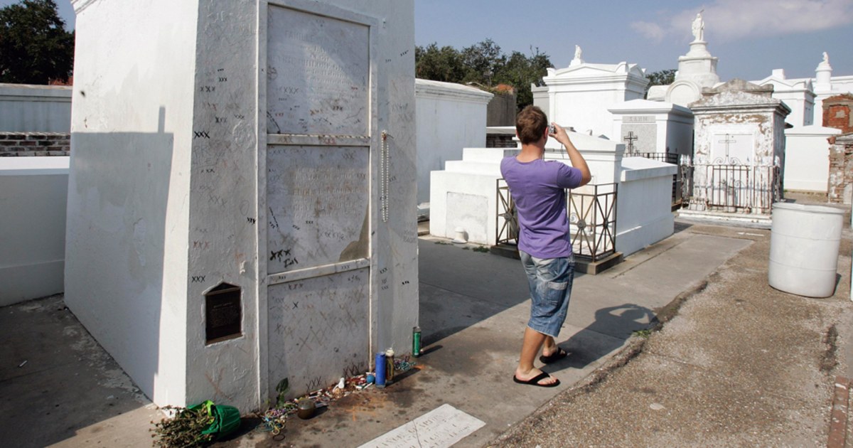 New Orleans cemeteries reviving from neglect