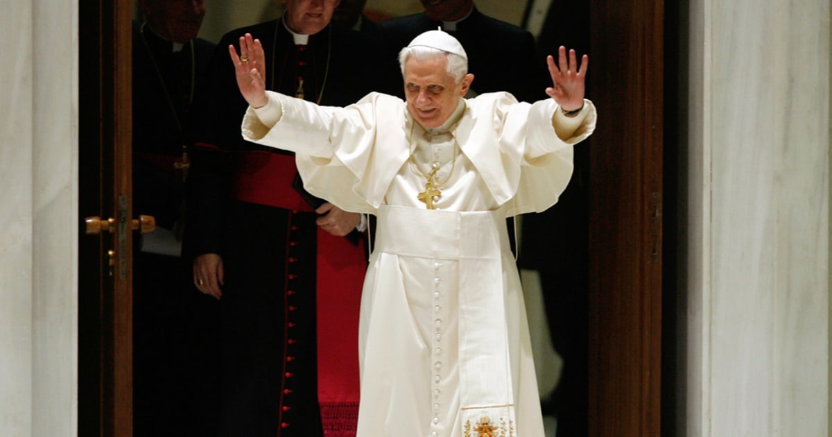 Pope condemns quest for quick profit