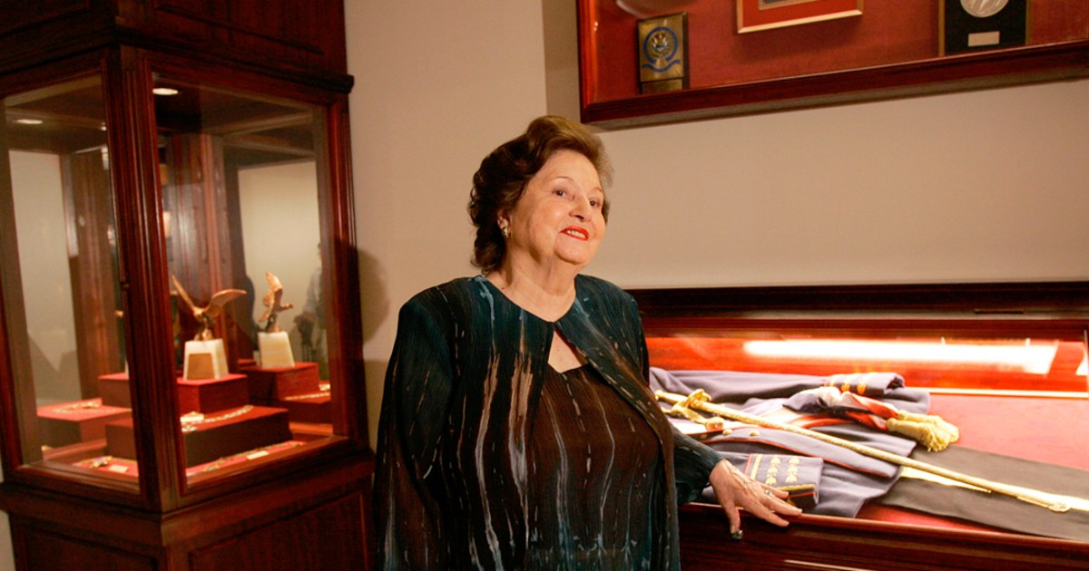 Museum for dictator Pinochet draws fire