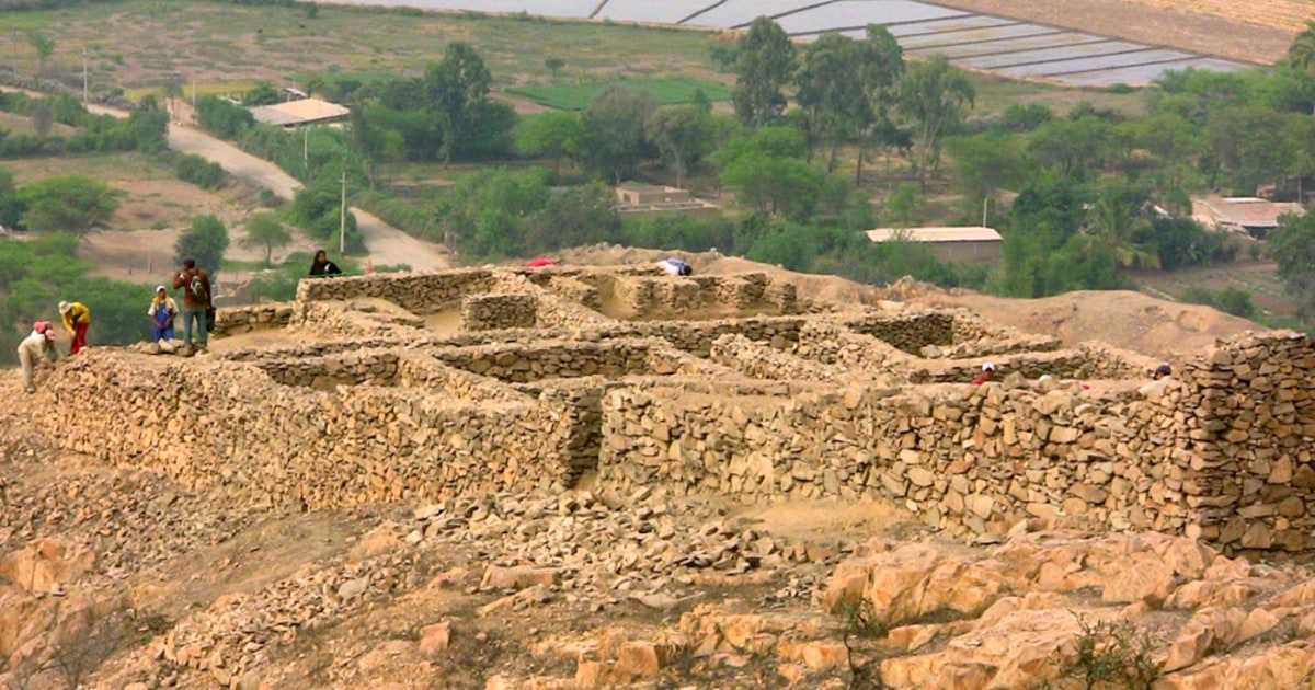 Archaeologists unearth ancient Wari city