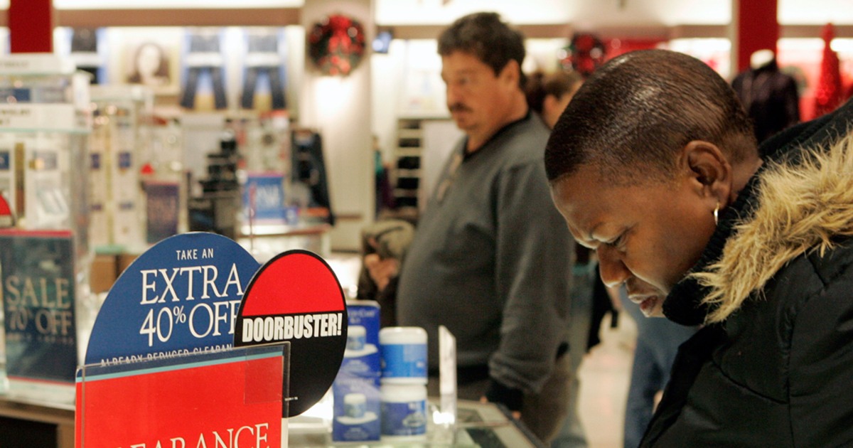 Retailers hoping for post-Christmas miracle
