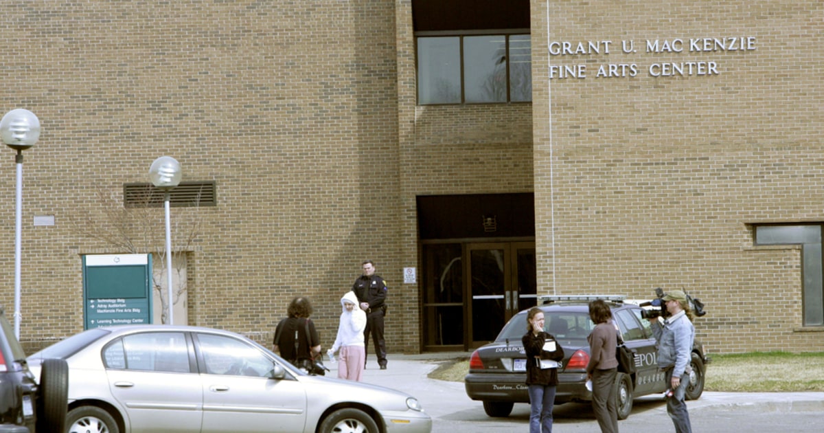 Cops: 2 killed in Mich. college murder-suicide