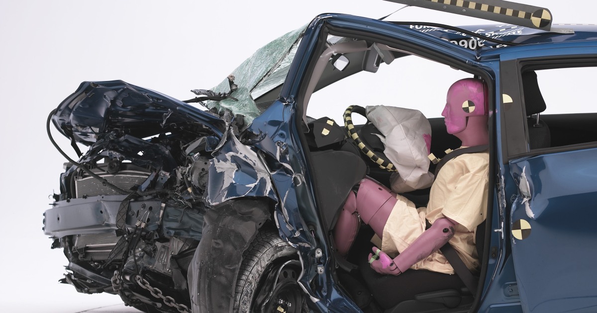 Small cars get poor marks in collision tests
