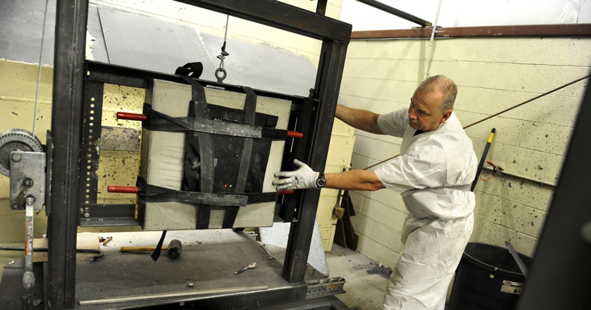 Army’s body-armor testing spurs debate