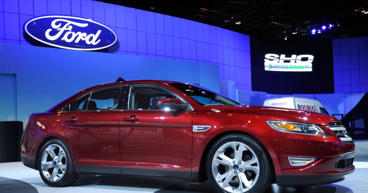 Ford pins some comeback hopes on Taurus