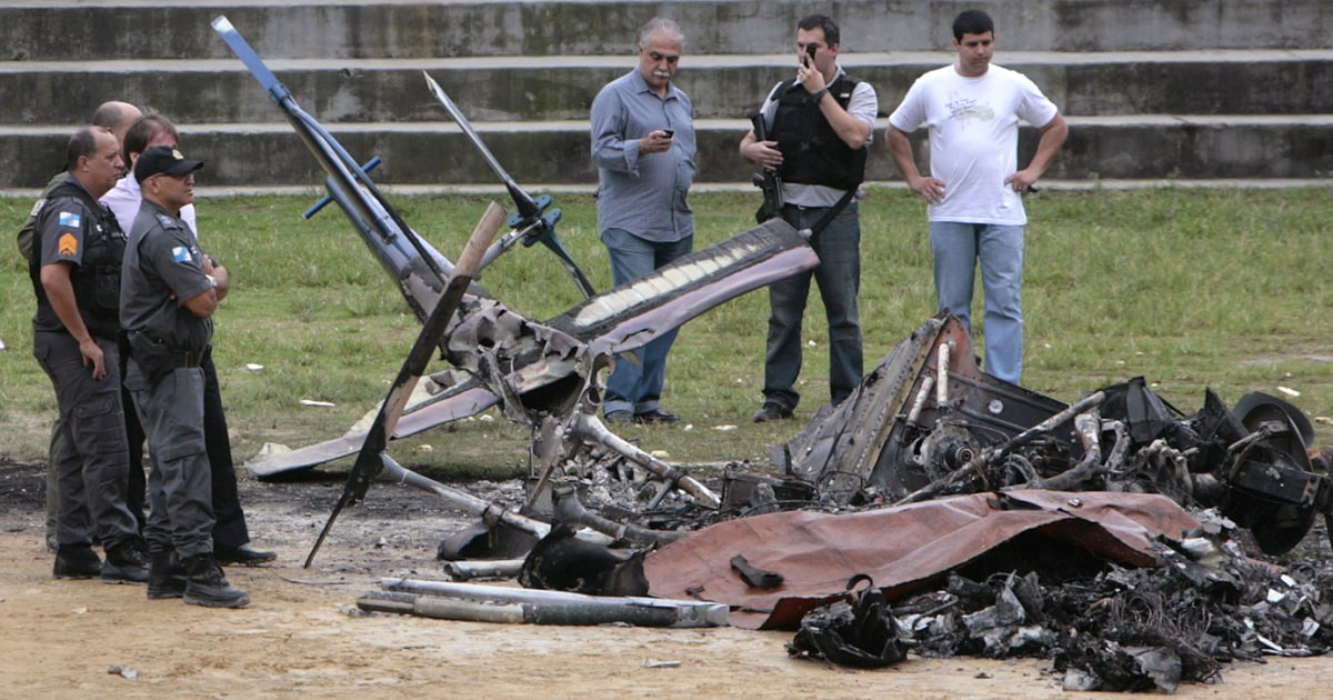 Gangs shoot down Brazil police chopper, 2 dead