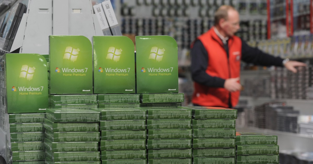 Windows 7 operating system makes its debut