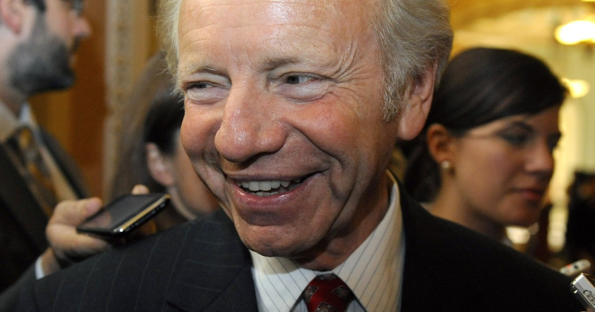 Lieberman appears open to health bill deal