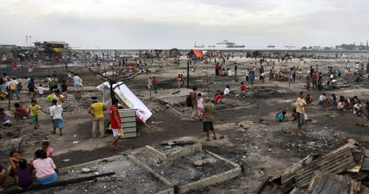 Girl killed, 4,000 homeless in Manila slum fire