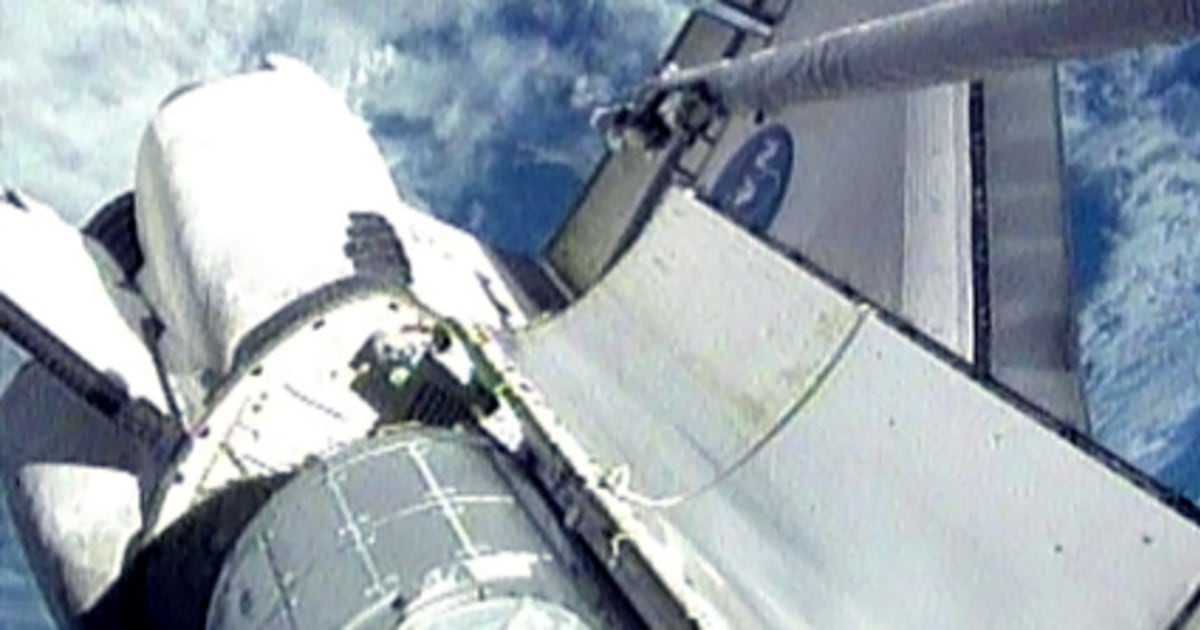 NASA: Shuttle looks free of launch damage