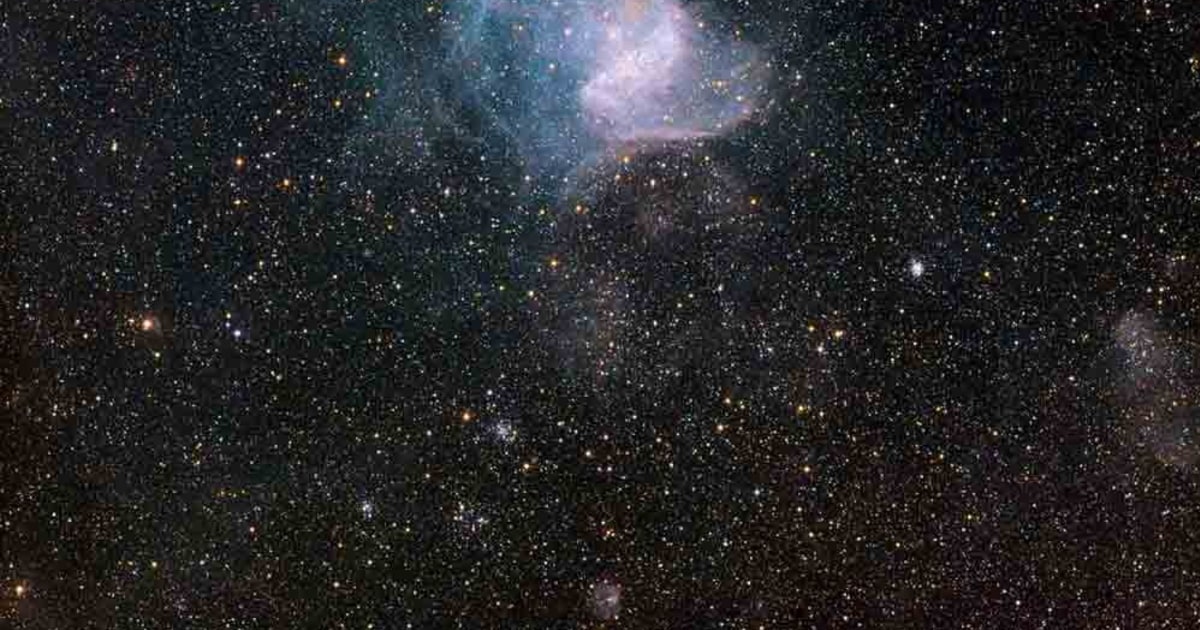 Baby stars illuminate web of glowing gas