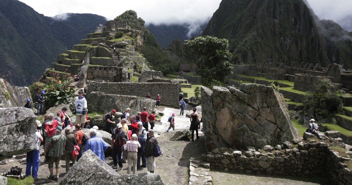Tourists visit Machu Picchu once again