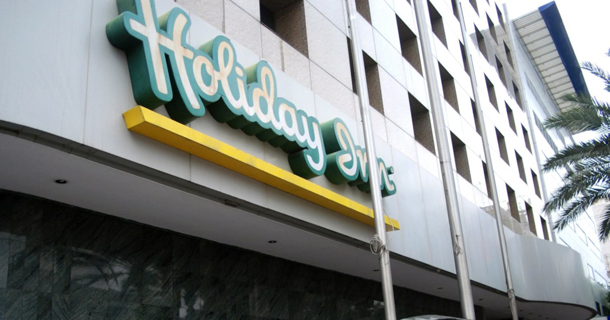 Gunmen burst into Holiday Inn, abduct guests