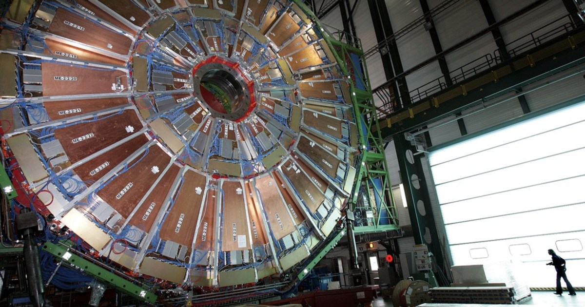 Particle collider produces some otherworldly tunes