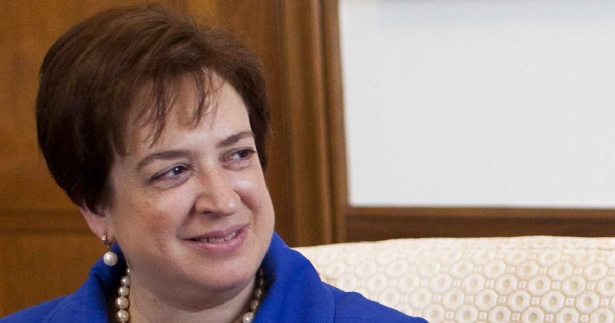 White House praises Kagan as criticism mounts