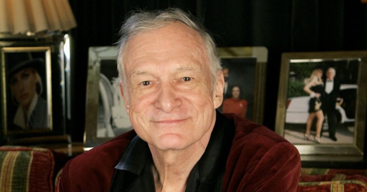 Hefner offers to take Playboy private