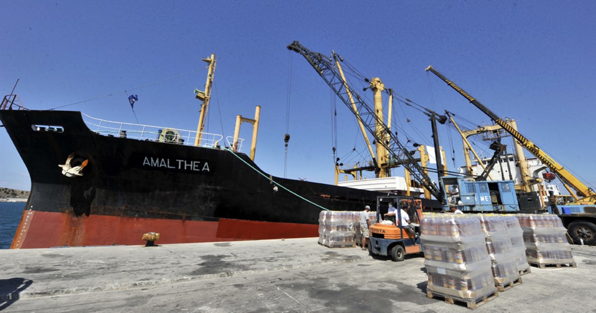 Gaza aid ship diverts to Egyptian port
