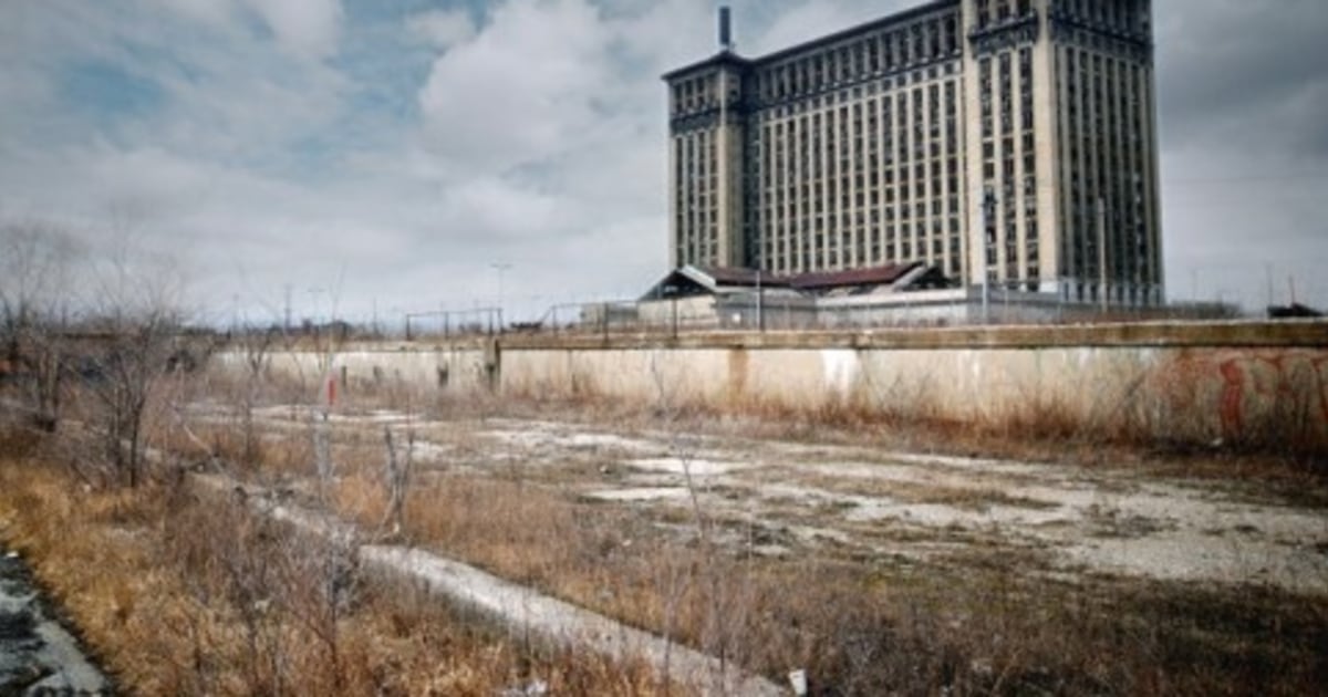 Once-thriving cities may one day be ghost towns