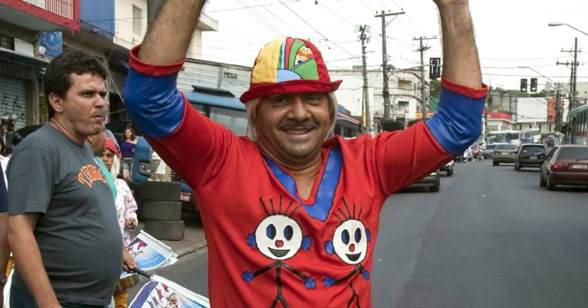 No joke! Illiterate clown triumphs in election