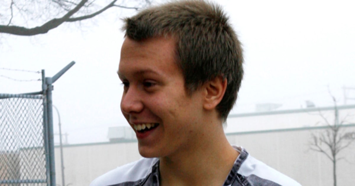 Cops: Teen kills mom of 11, 61-year-old woman