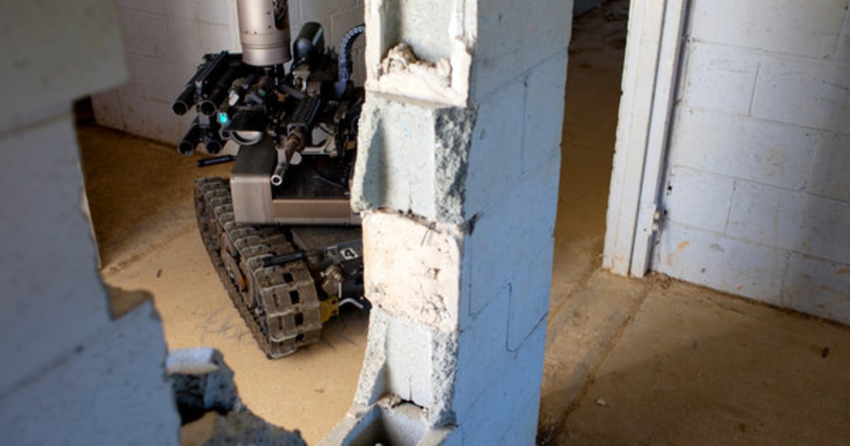 U.S. military recruits robots for combat