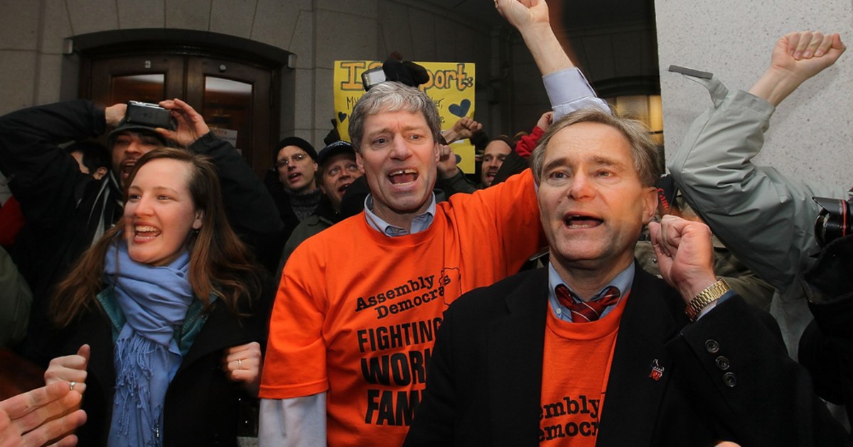 Wisconsin protesters vacate Capitol after judge orders them out