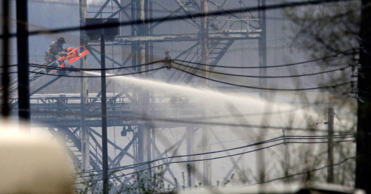 Blast at Ky. chemical plant kills two