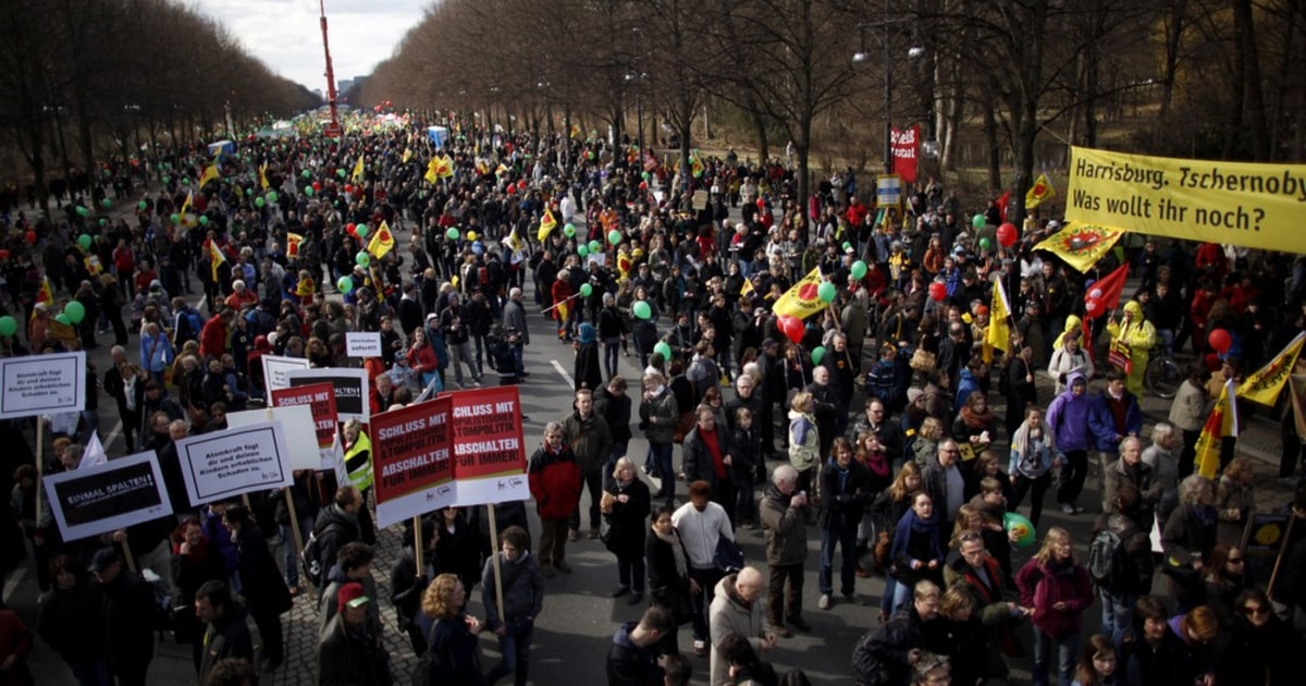 Some 200,000 in Germany protest nuclear power