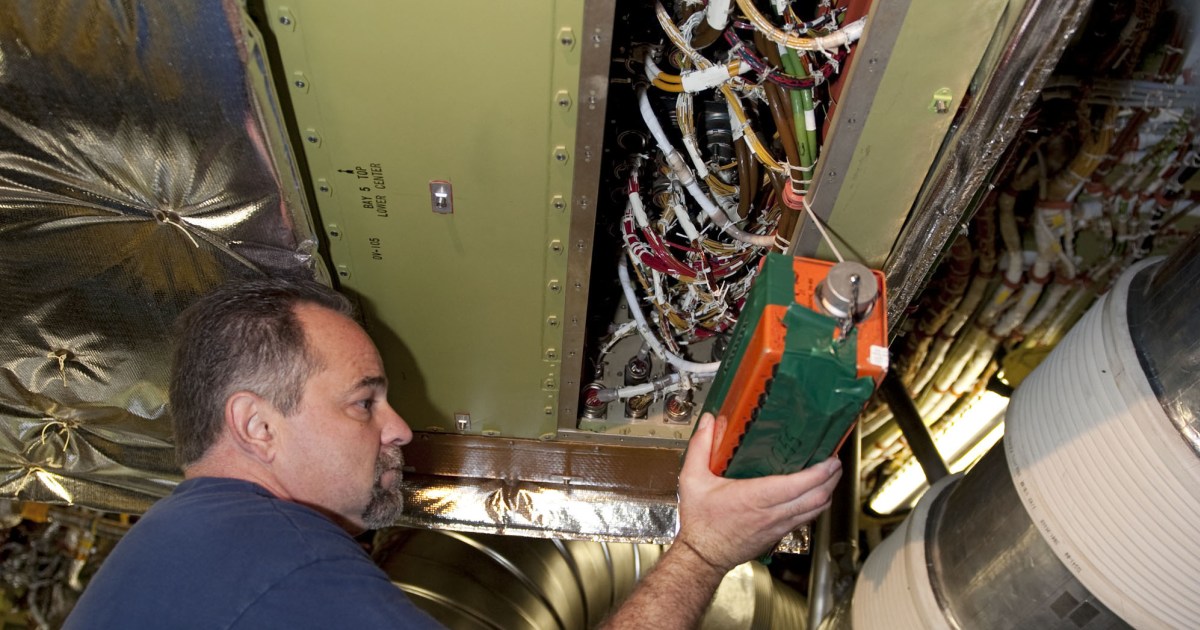 Blown circuit complicates shuttle troubleshooting