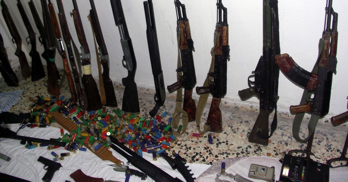 Syrian authorities detain hundreds in fresh raids