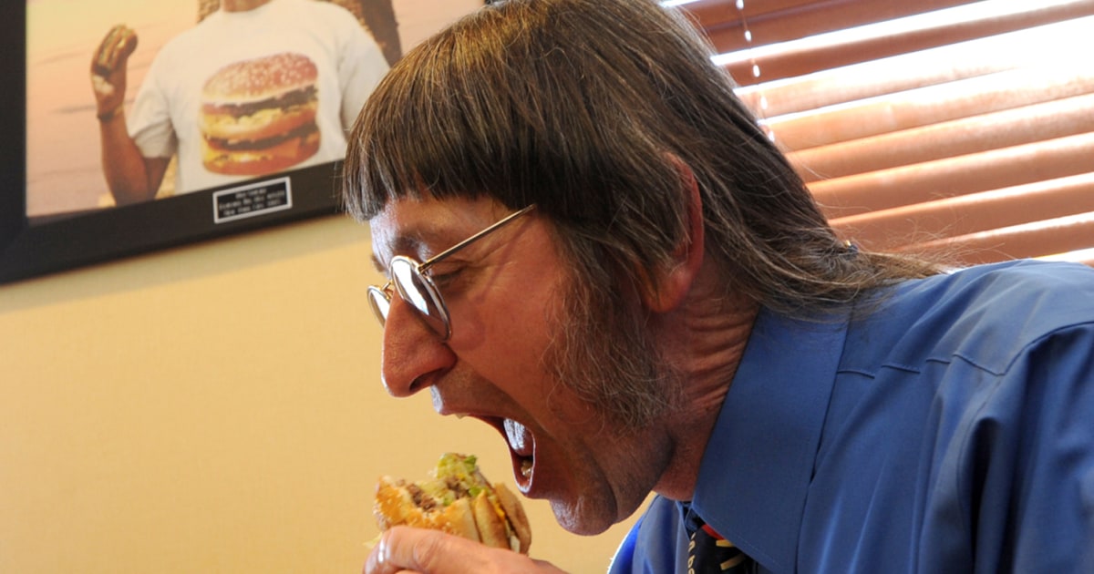 Man eats 25,000th Big Mac, 39 years after his 1st
