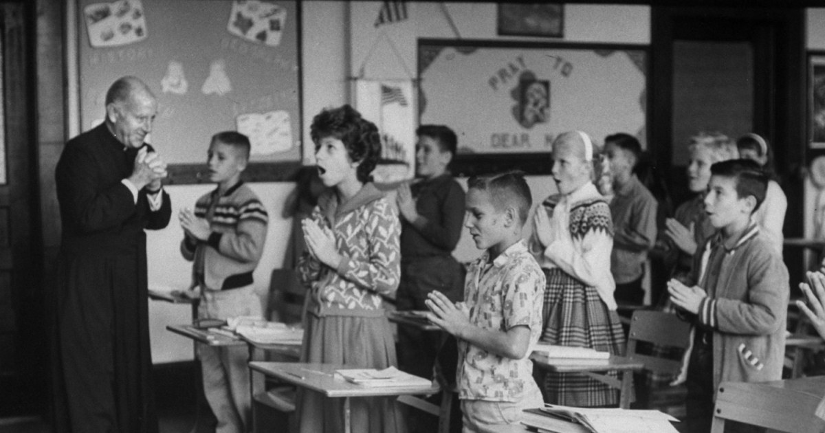 Religious schools a sometimes tense American tradition