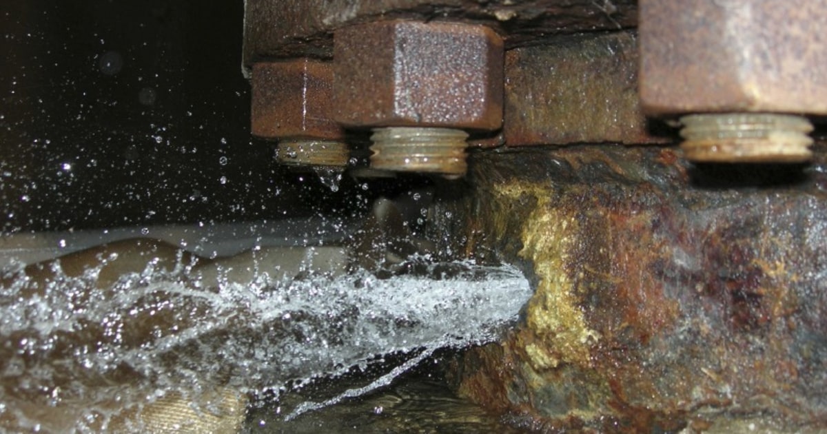 Safety rules loosened for aging nuclear reactors