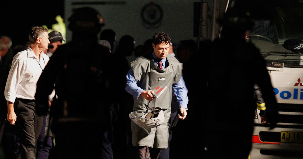 Police: Australia neck 'bomb' is a'very elaborate hoax'