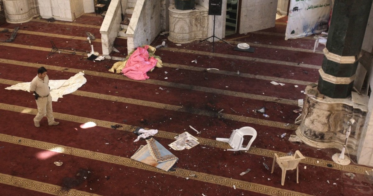 Suicide bomber attacks Iraq mosque; 29 dead