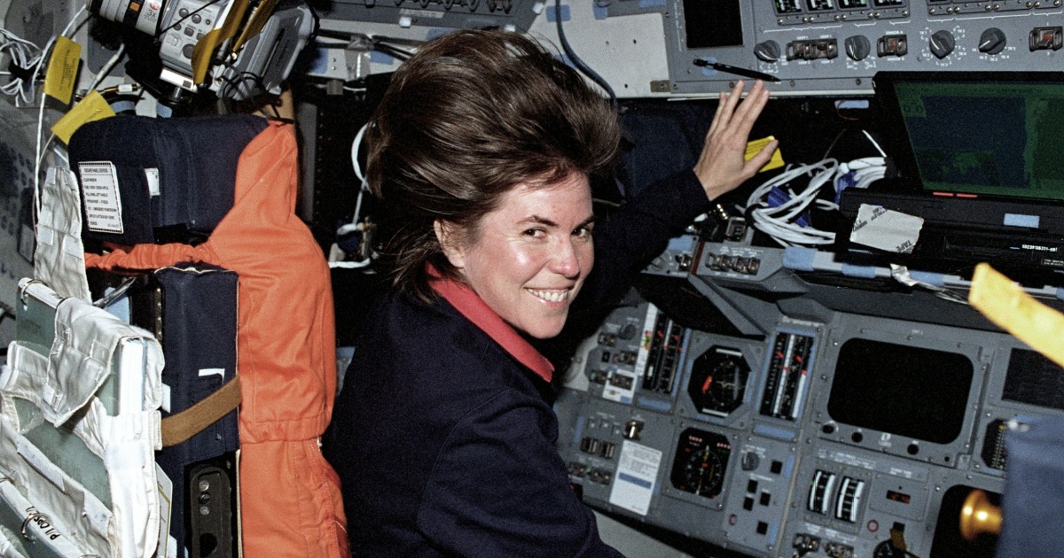Janice Voss, veteran of 5 space shuttle flights, dies at 55