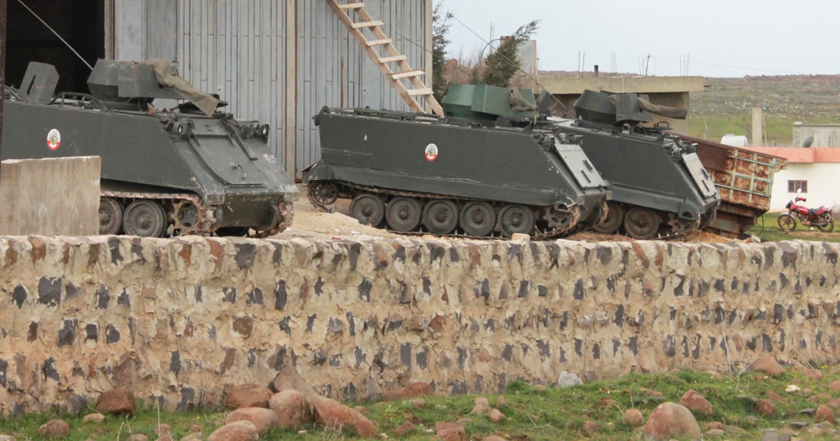 Smugglers take 'path of death' to supply Syria revolt