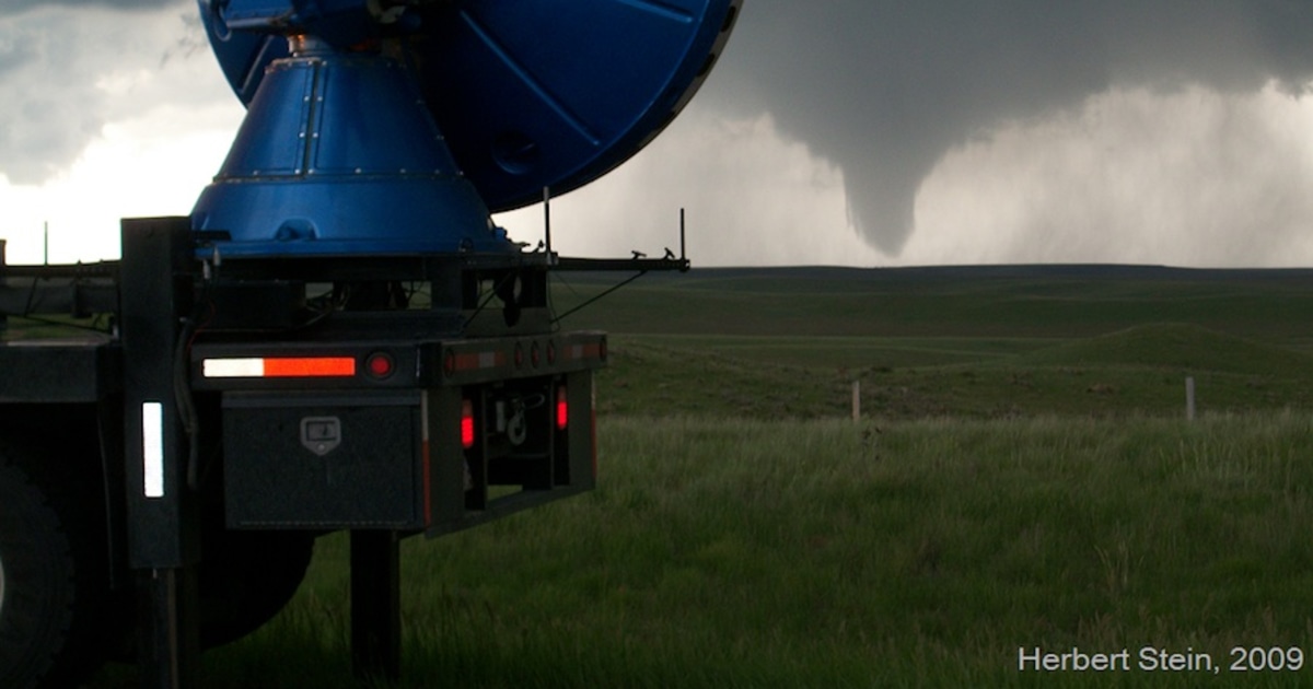 Storm chasers hope to look deep within vortex of tornadoes