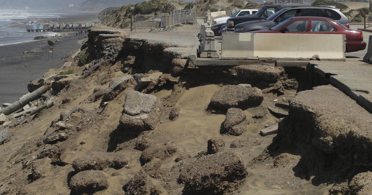 Stay or go? Communities are eyeing a retreat from sea