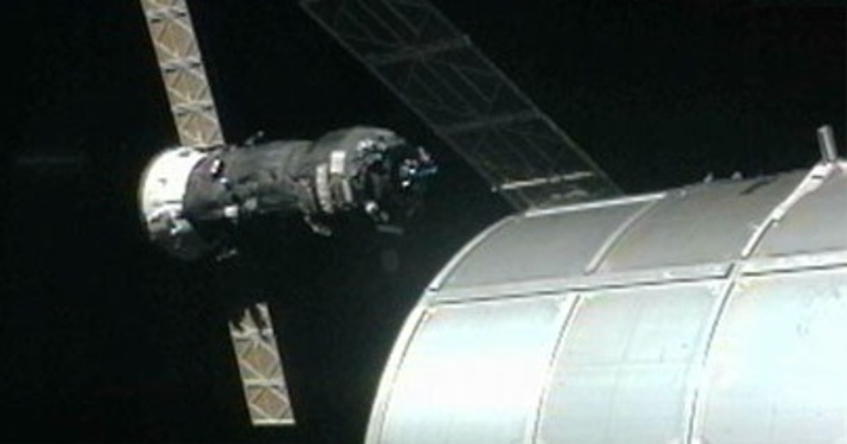 Cargo ship makes same-day delivery to space station