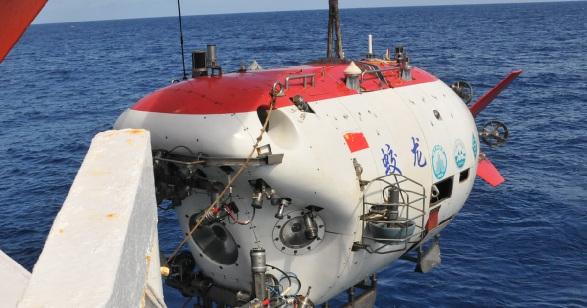 Manned sub to explore South China Sea
