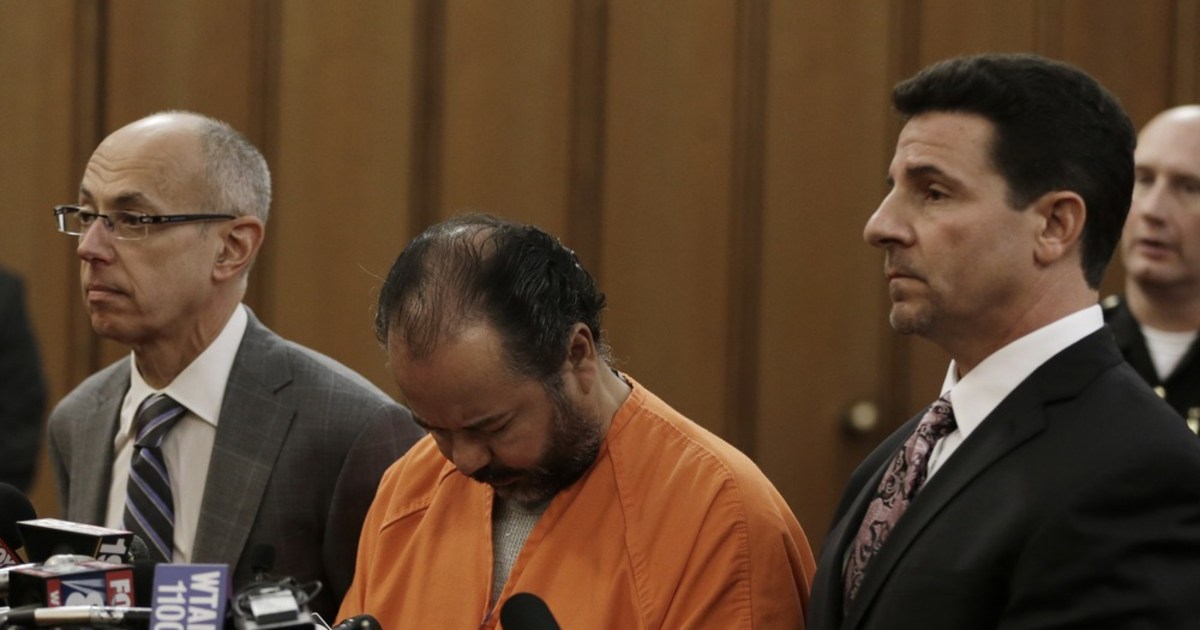 Castro’s lawyers: Trial ‘unnecessary’ for aggravated murder counts