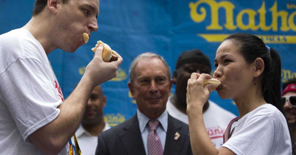 Hot dog-eating champs face off during weigh-ins