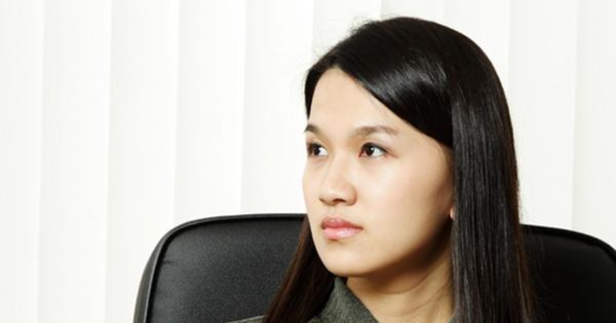 Mobile phone use in the office stirs suspicions