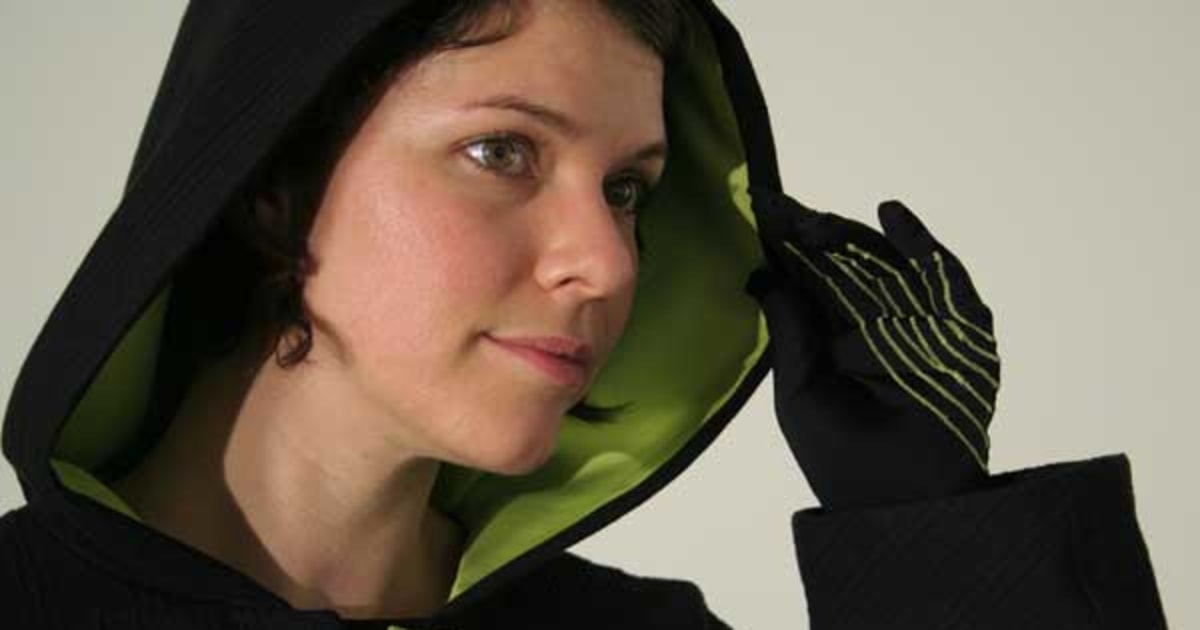 ‘Smart’ clothing responds to wearer’s emotions