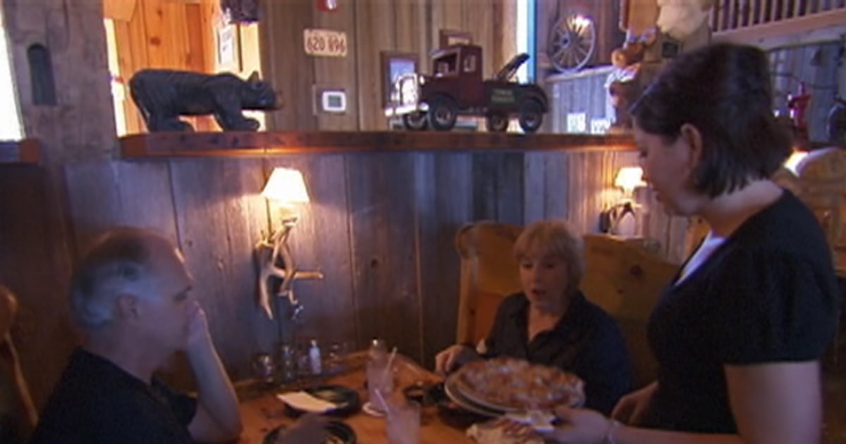 Slice of life: Community steps up to save pizzeria
